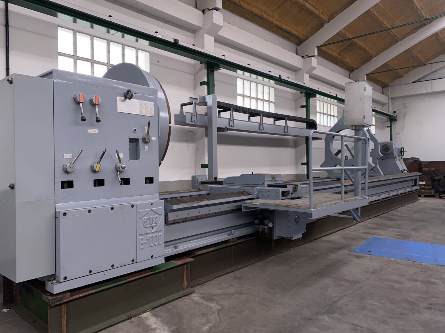 Tornos Paralelos CNC | Maquinaria Márquez